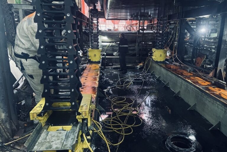 Hydraulic Jacking Systems: Application Examples Using the Compact SCJ ...