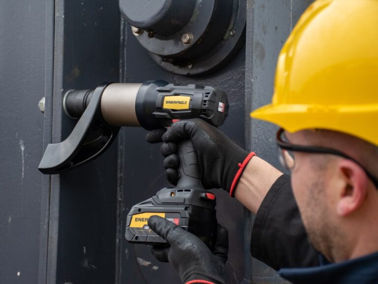 Enerpac Blog - The Right Tool Makes All the Difference